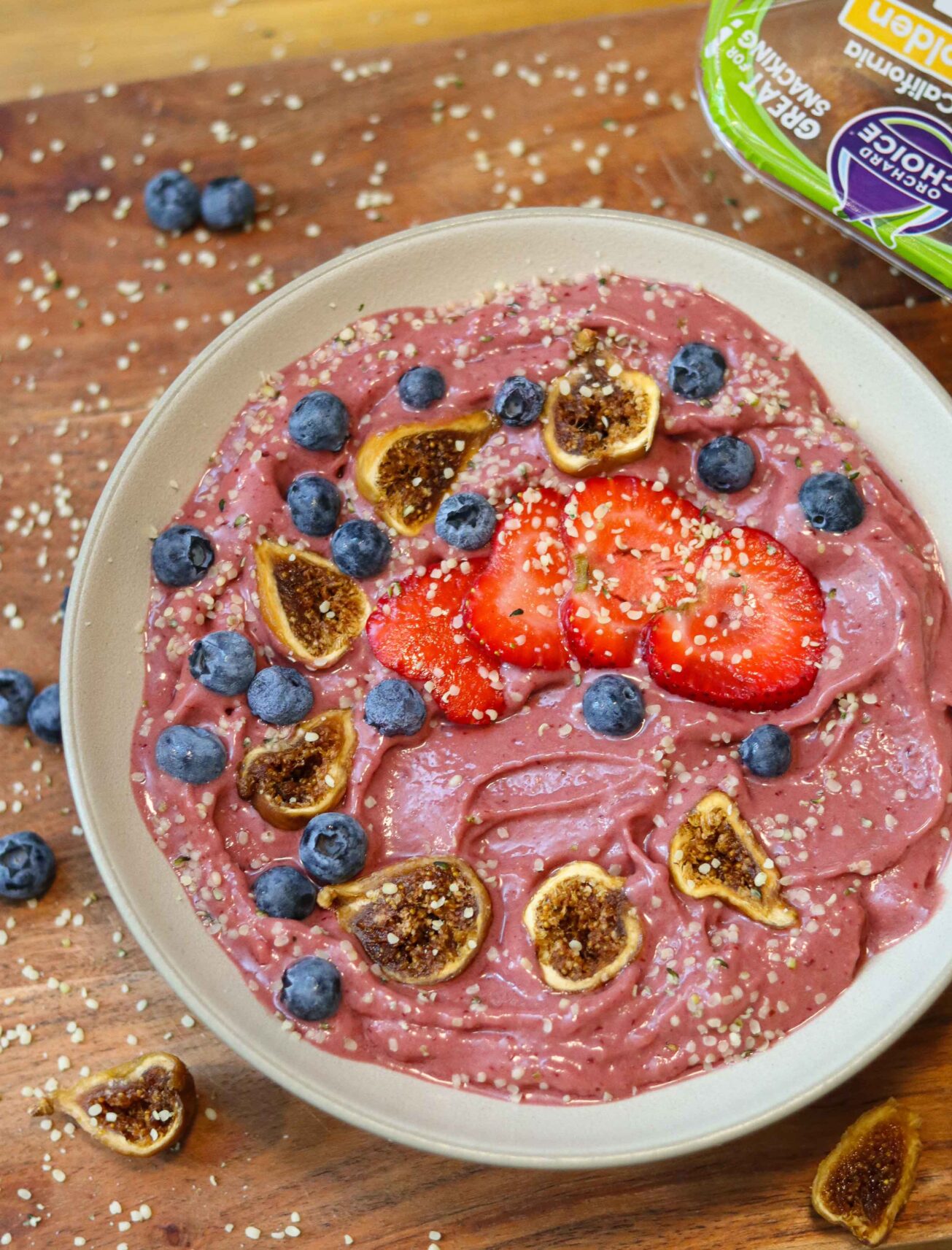 Fruits that Give You Energy: Vegan Fig Smoothie Bowl - Valley Fig